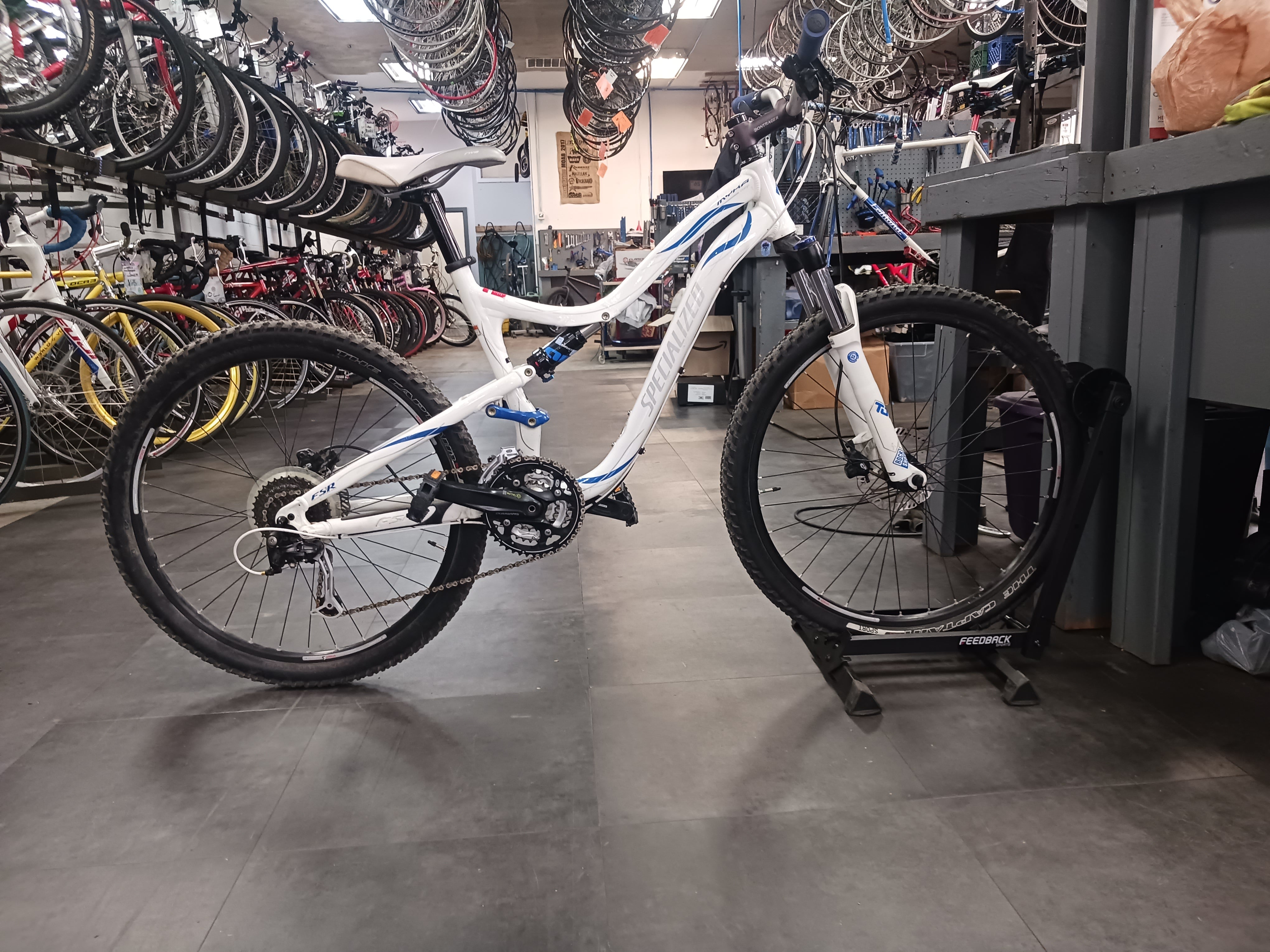 Specialized Myka Comp, Mountain Bike, Small