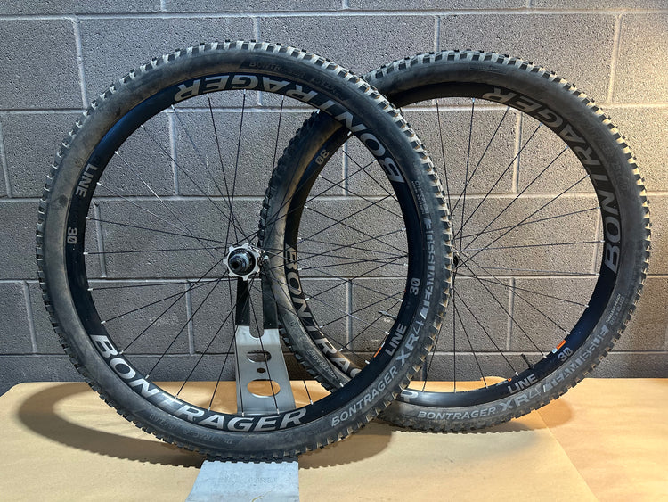 Bontrager Line Elite 30 Wheelset With tire Boost 12x148 15x110 XD