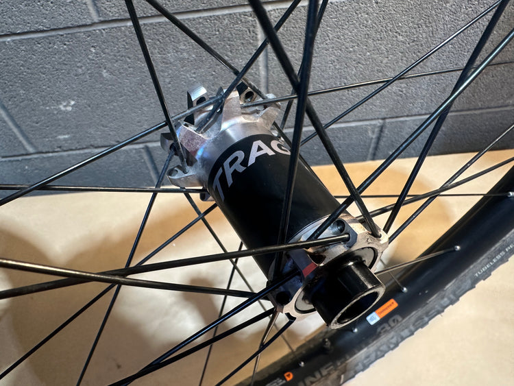 Bontrager Line Elite 30 Wheelset With tire Boost 12x148 15x110 XD