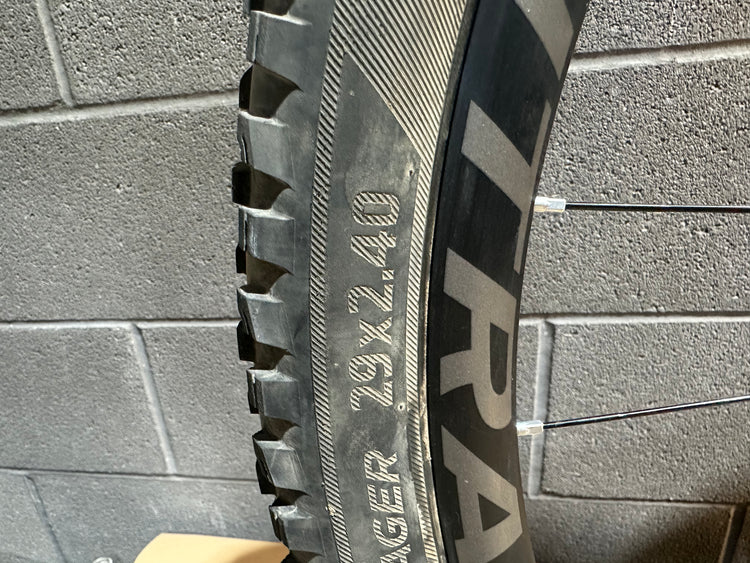 Bontrager Line Elite 30 Wheelset and Tires XD 12x148 15x110