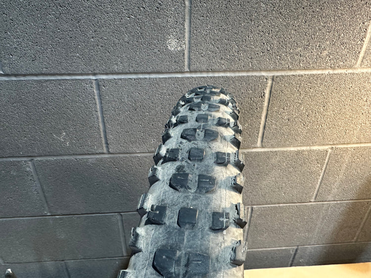 Bontrager Line Elite 30 Wheelset With tire Boost 12x148 15x110 XD